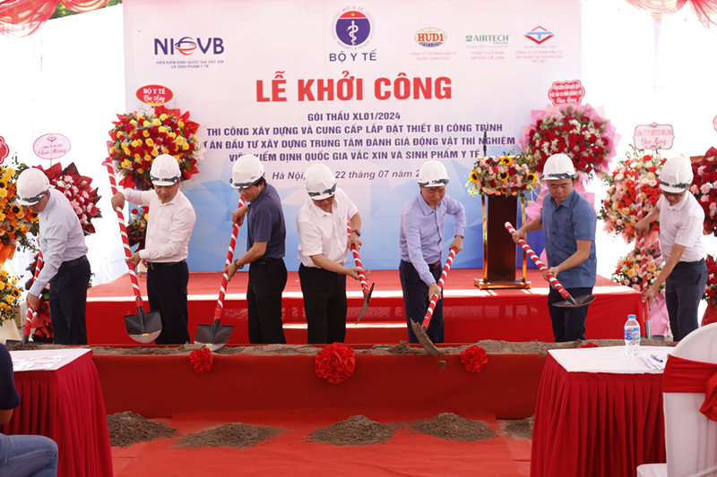 Lễ khởi công xây dựng Công trình Trung tâm đánh giá động vật thí nghiệm ...