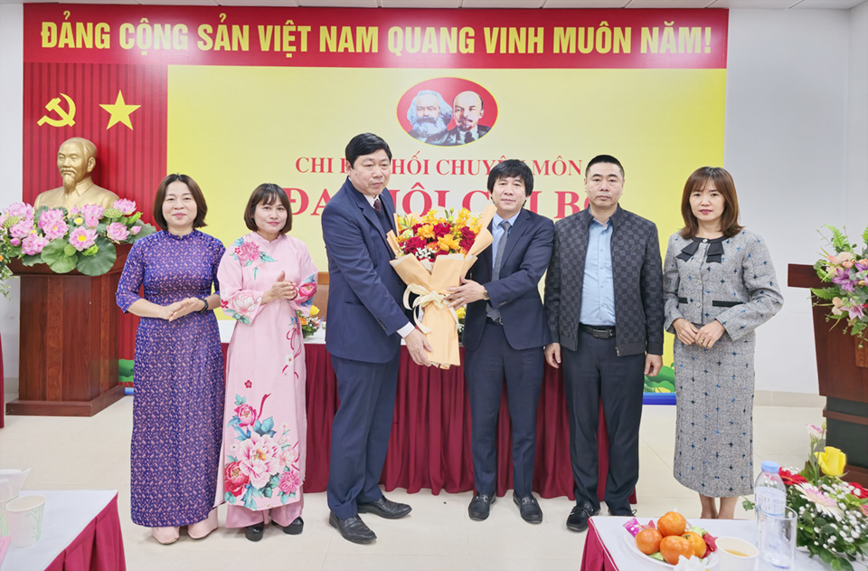 Đại hội Chi bộ khối Chuyên môn 5 | Viện kiểm định Quốc Gia vắc Xin Và ...