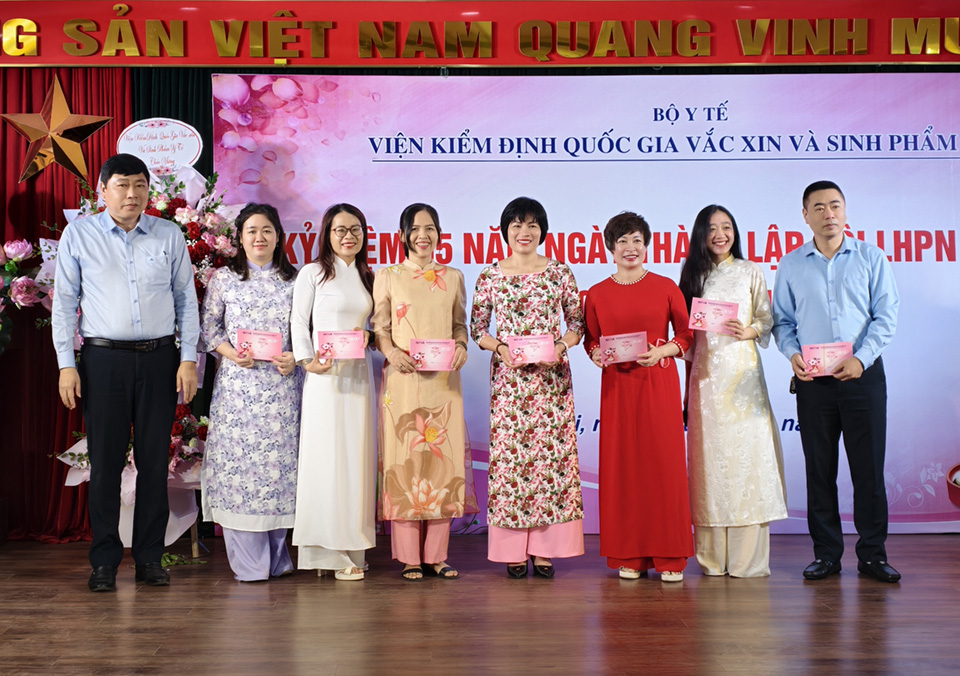 Viện Kiểm định Quốc gia tổ chức chào mừng Ngày phụ nữ Việt Nam | Viện ...
