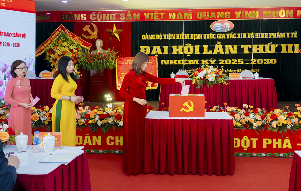 Đại hội Đảng bộ Viện Kiểm định Quốc gia Vắc xin và Sinh phẩm y tế nhiệm ...