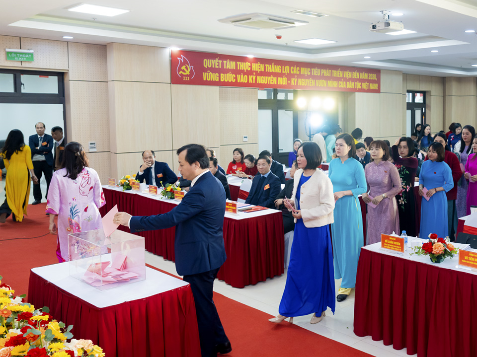 Đại hội Đảng bộ Viện Kiểm định Quốc gia Vắc xin và Sinh phẩm y tế nhiệm ...