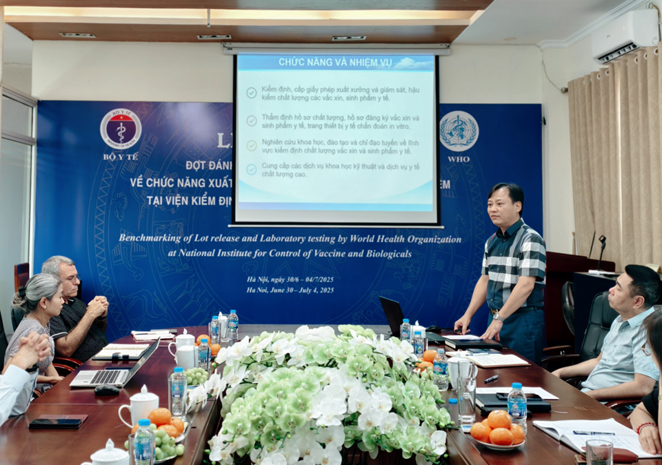 NICVB và Genfarma trao đổi hợp tác trong nghiên cứu khoa học, chuyển ...